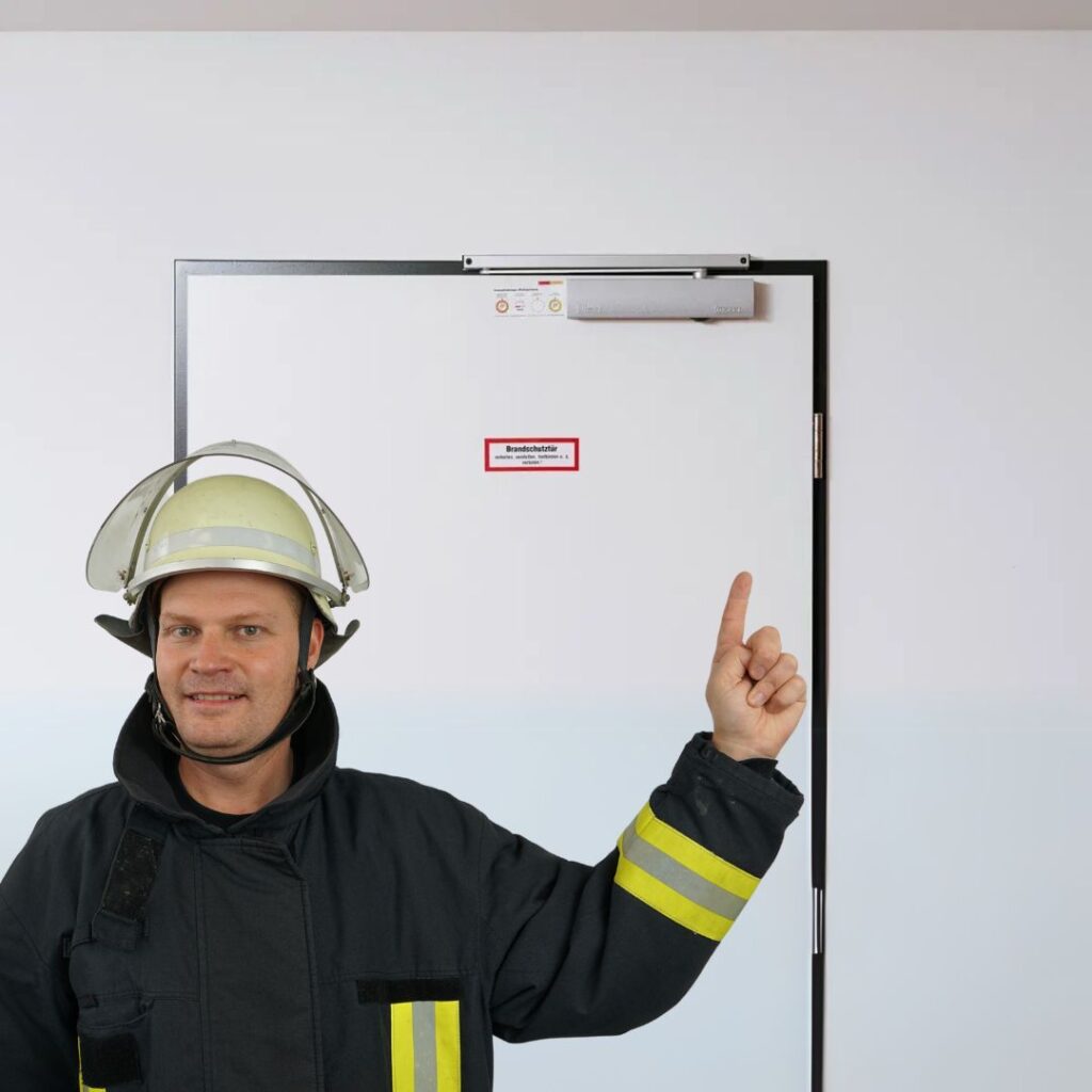 ≡ Wartung und Prüfung brandschutztechnischer Einrichtungen (DGUV 250 ...